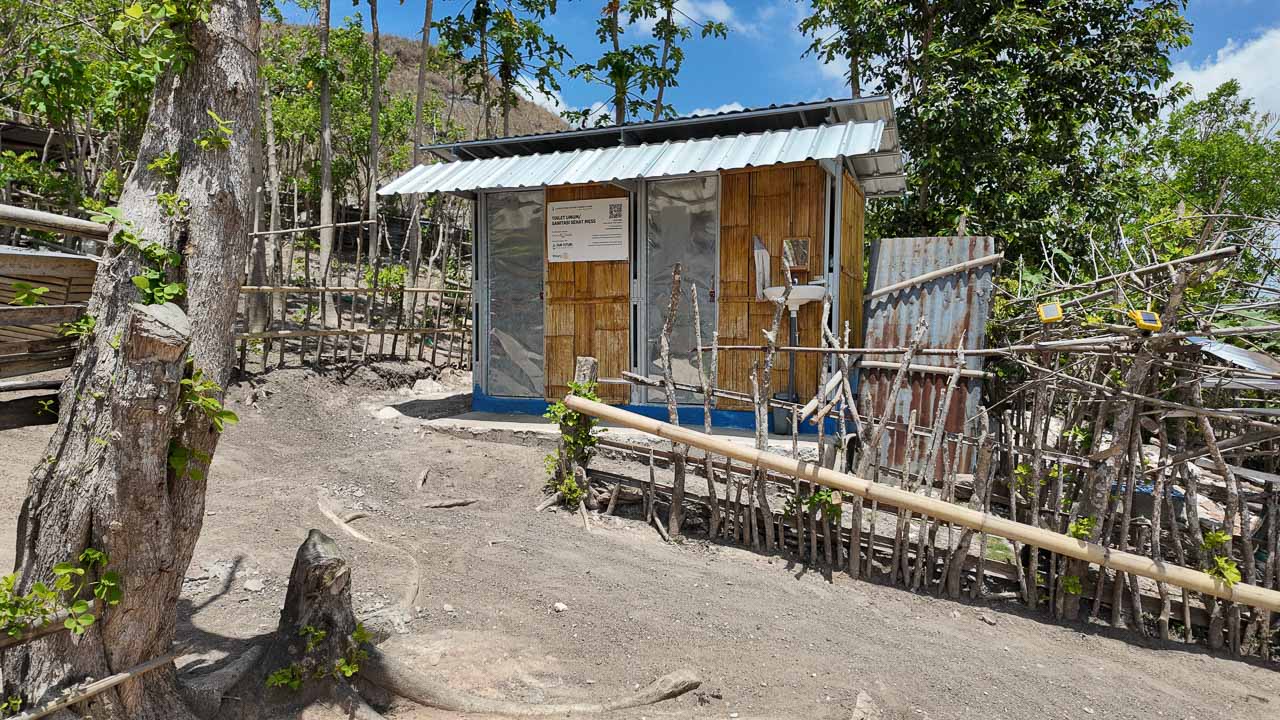 🚻 Building Sanitation Facilities for Health and Dignity